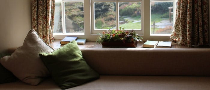 Stuck inside? Here are 7 of the best indoor photography ideas | PhotoGuard